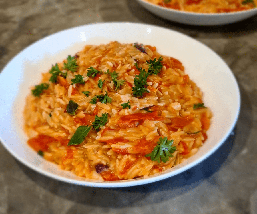 Risoni Caprese Cremoso - The Market l O Mercado de Receitas